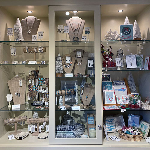 Museum Shop - Cahoon Museum of American Art